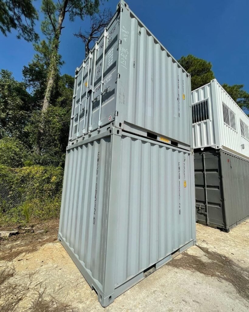 8ft x 8ft storage and shipping containers (New & Fairly used ...
